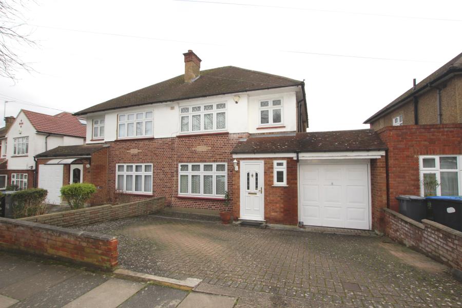 Shaftesbury Avenue, Kenton, HA3 0RF - Salter McGuinness