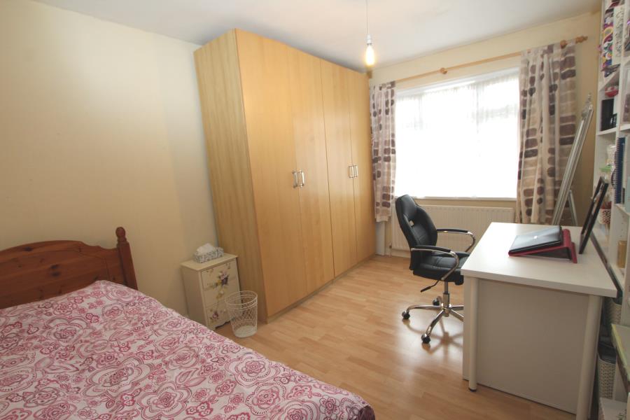 Shaftesbury Avenue, Kenton, HA3 0RF - Salter McGuinness