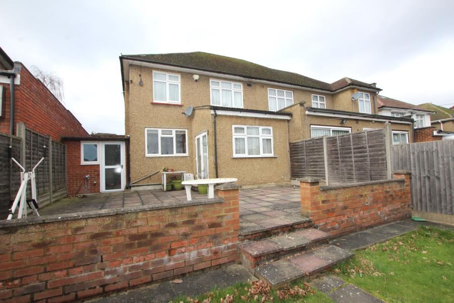 Shaftesbury Avenue, Kenton, HA3 0RF - Salter McGuinness